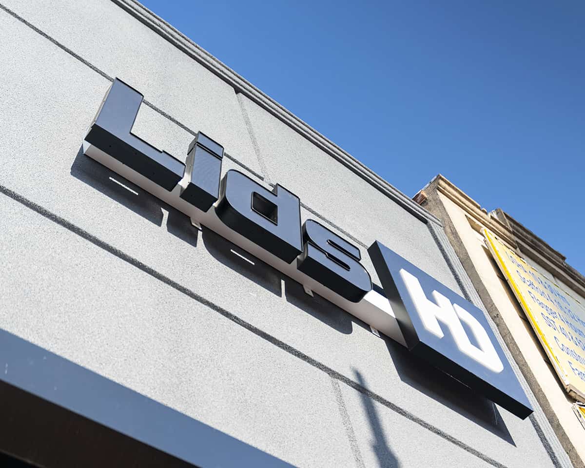 LIDS HAT DROP OPENING FIRST STORE IN QUEENS, NEW YORK - MR Magazine