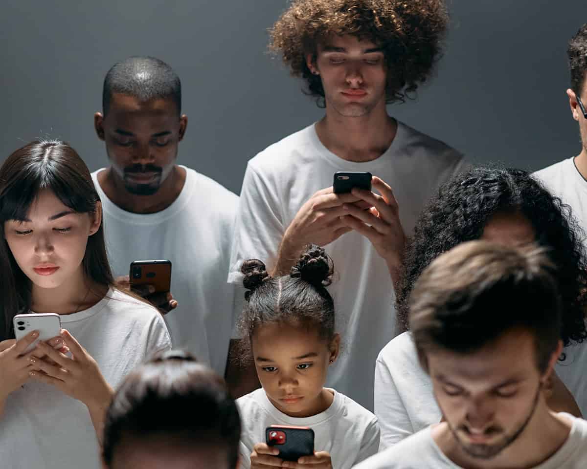 WGSN ON THE CONSUMER YOU NEED TO KNOW: FUTURE CONSUMER 2025 - MR Magazine